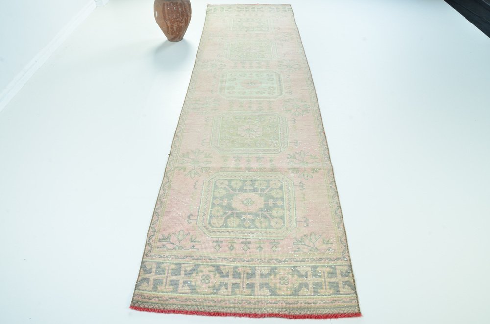 Minimalist Pale Wool Neutral Floral Runner Rug for sale at Pamono