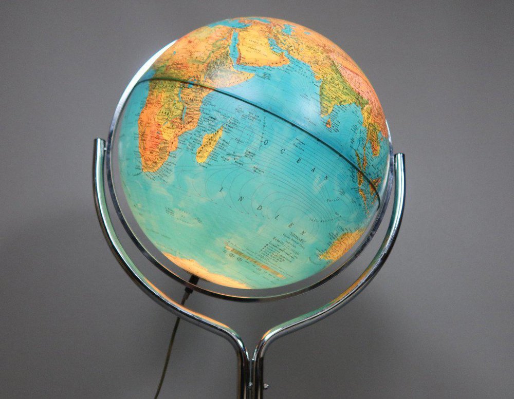Terrestrial Globe on Chrome Foot for sale at Pamono