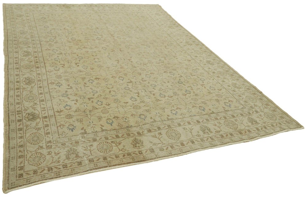 Vintage Turkish Beige Rug for sale at Pamono