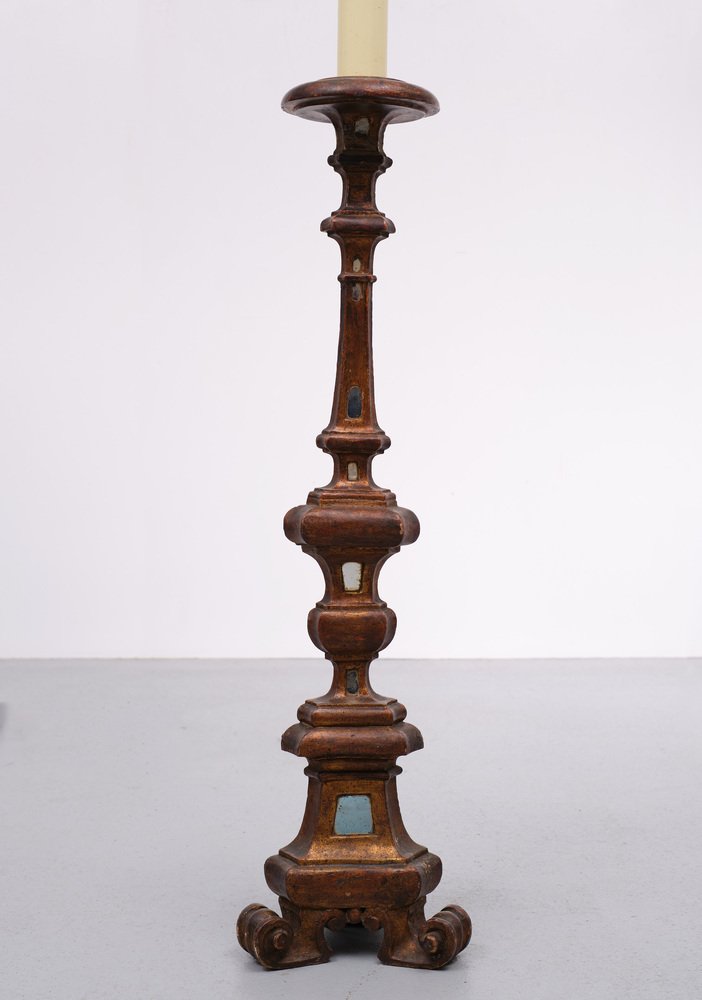 Italian Gilded Wood Rococo Floor Lamp, 1950s for sale at Pamono