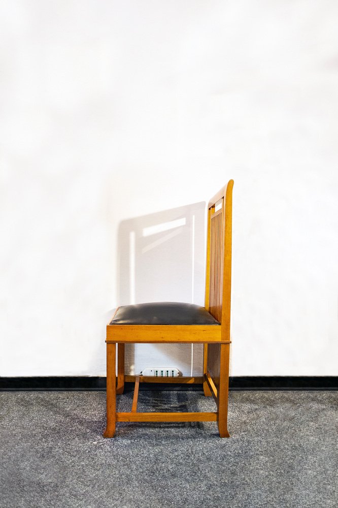 Table 615 Husser and Chairs 614 Coonley 2 by Frank Lloyd Wright for ...