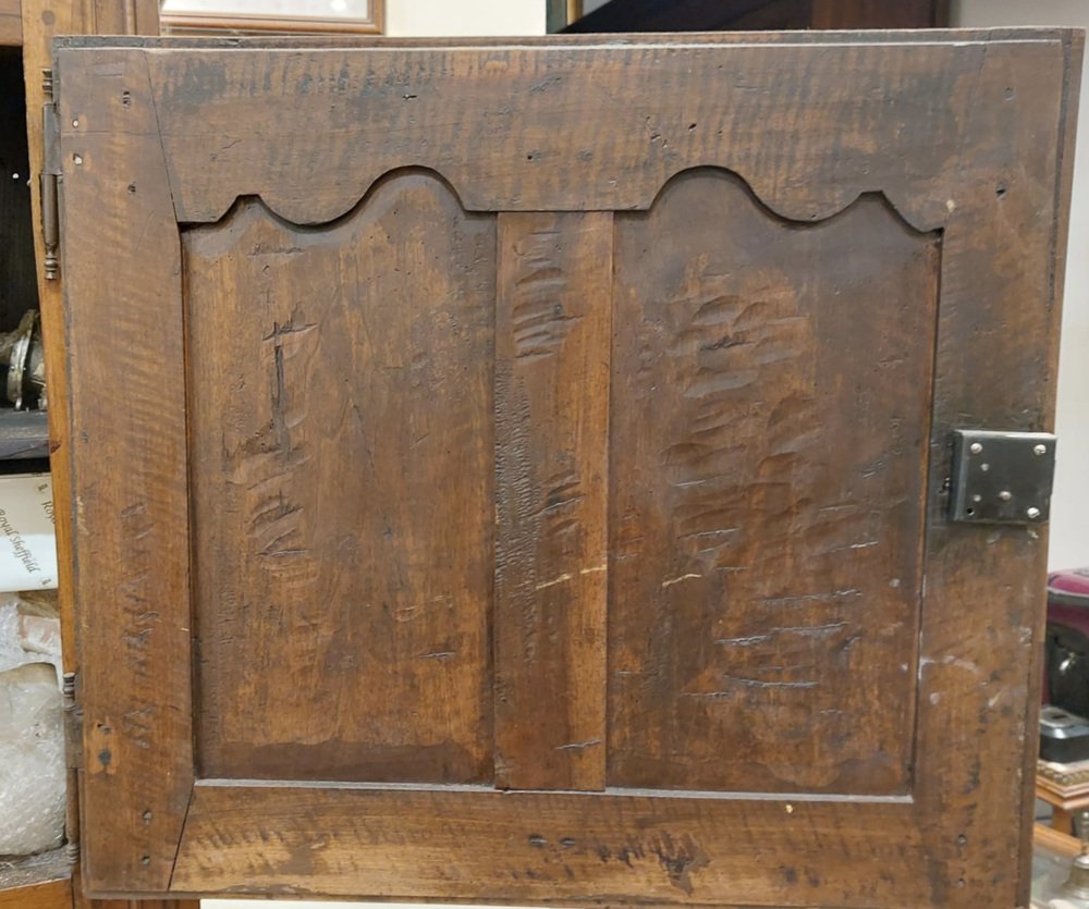Stipo Cabinet in Walnut with Carvings and Drawer, Italy, 1700s for sale ...