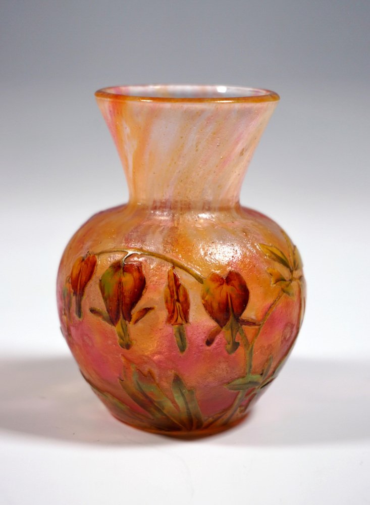 Jugendstil Cameo Vase mit Blutendes Herz Dekor von Daum Nancy ...