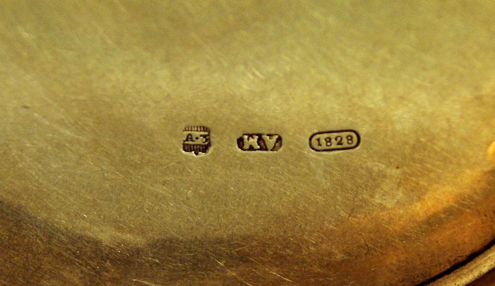 Biedermeier Gilt 750 Box with Portrait of Little Girl, Vienna, 1828 for ...