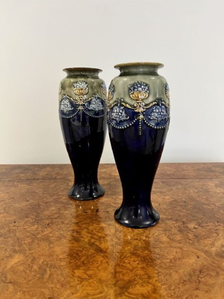 Victorian Vases from Royal Doulton, 1880s, Set of 2 for sale at Pamono