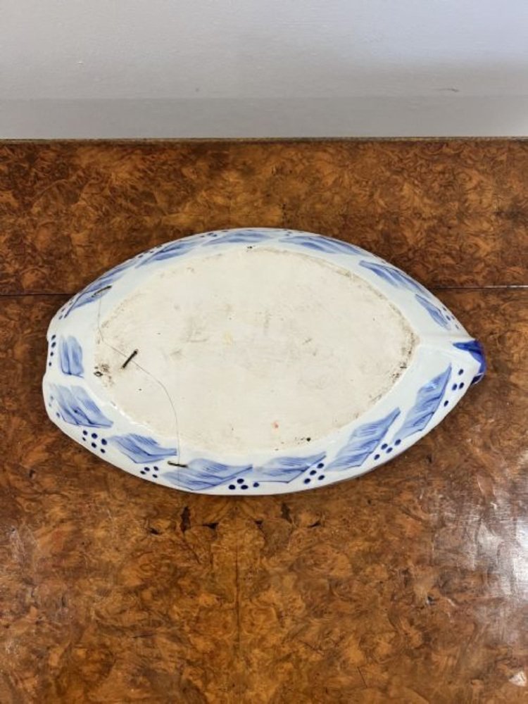 Japanese Imari Boat Shaped Dish, 1900s for sale at Pamono