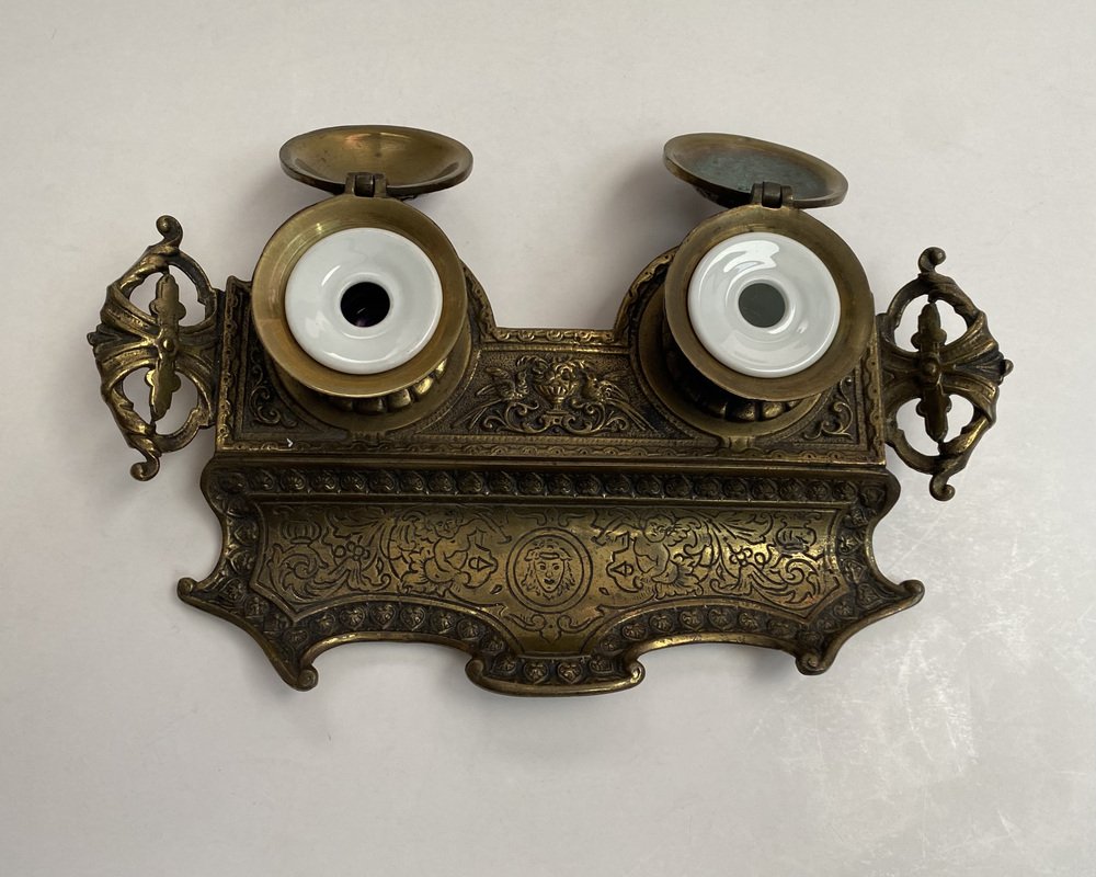 AntiqueFrench Cast Brass Double Inkwell, 1900s for sale at Pamono