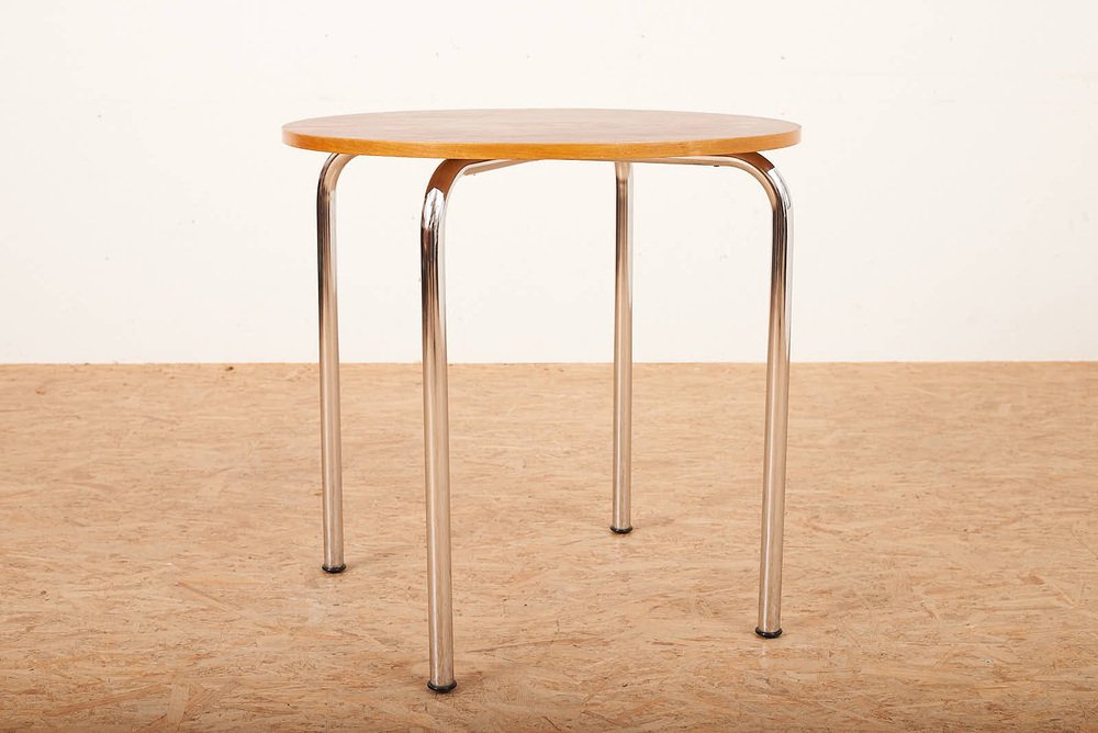 Steel Tube Table in Steel Frame Tube Chrome-Plated, Plate Plywood ...