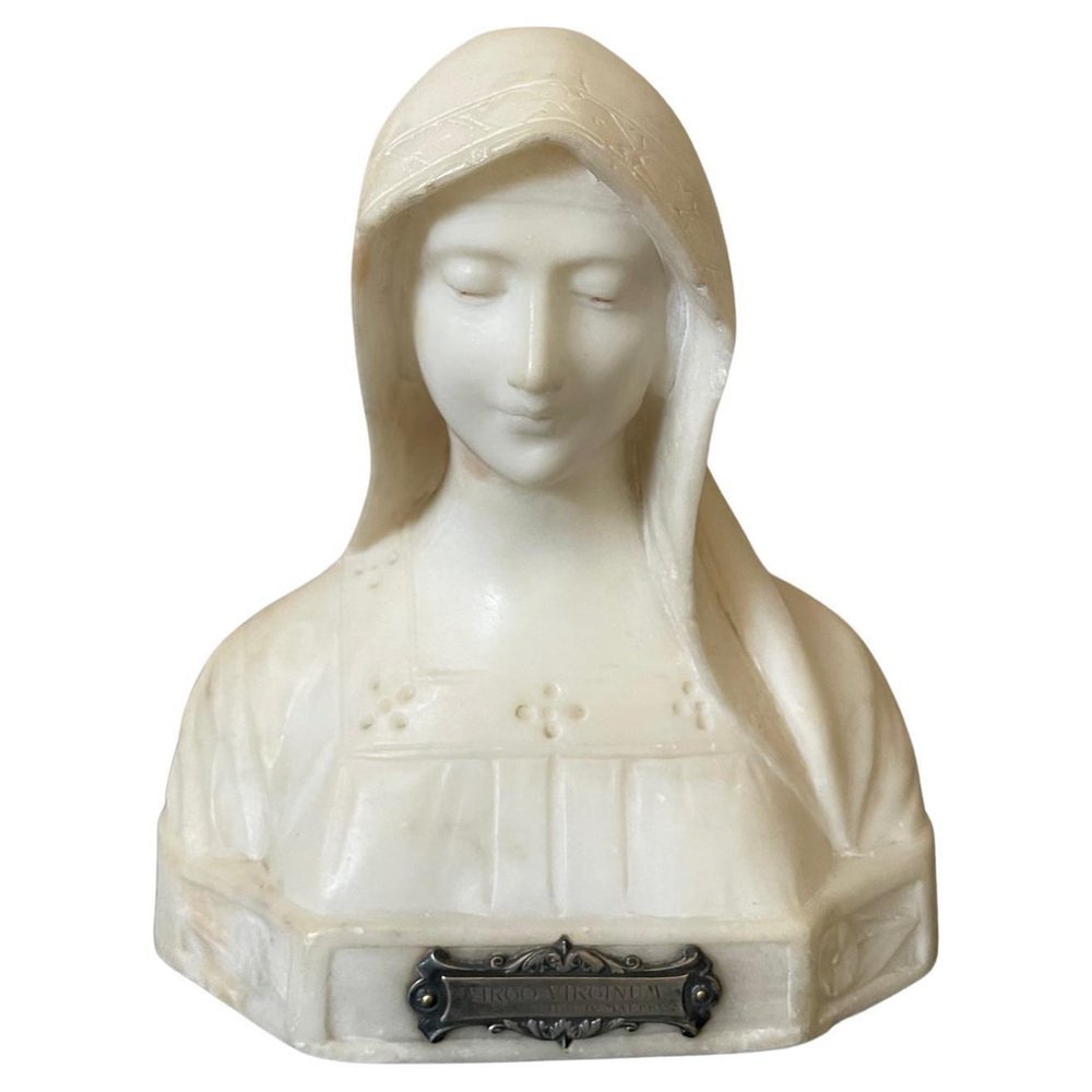 Italian Statue of the Virgin in Marble, 1900s for sale at Pamono