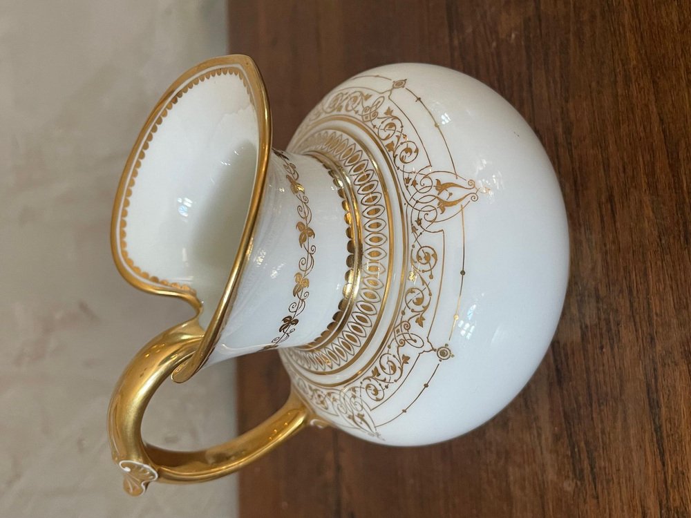 Antique Porcelain Milk Pitcher from Sèvres, 1847 for sale at Pamono