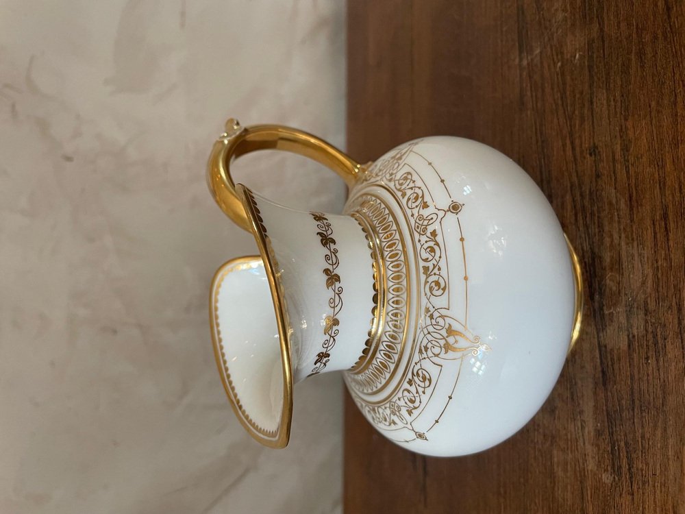 Antique Porcelain Milk Pitcher from Sèvres, 1847 for sale at Pamono