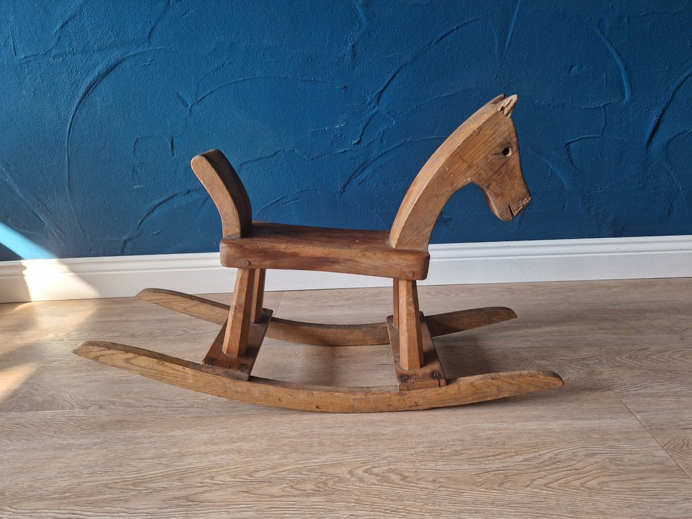 Il primo modello di cavallo a dondolo di Kay Bojesen, anni '30 in ...
