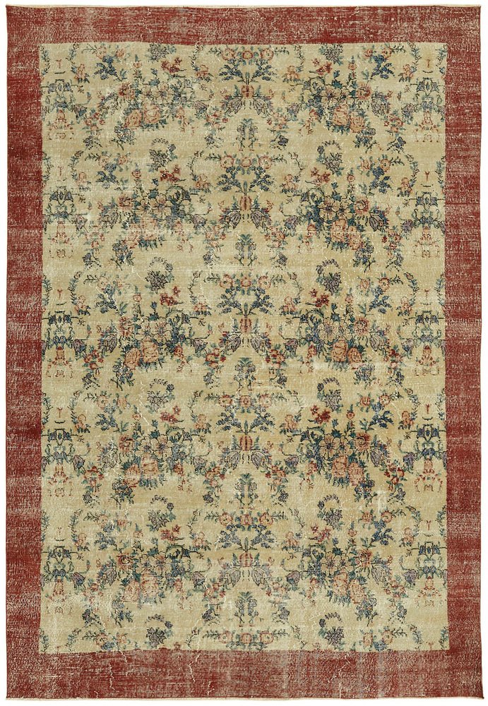 Vintage Turkish Beige Rug for sale at Pamono