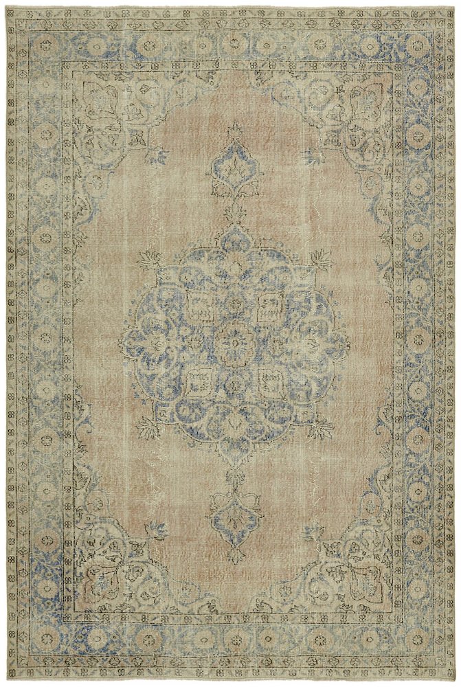 Vintage Turkish Beige Rug for sale at Pamono
