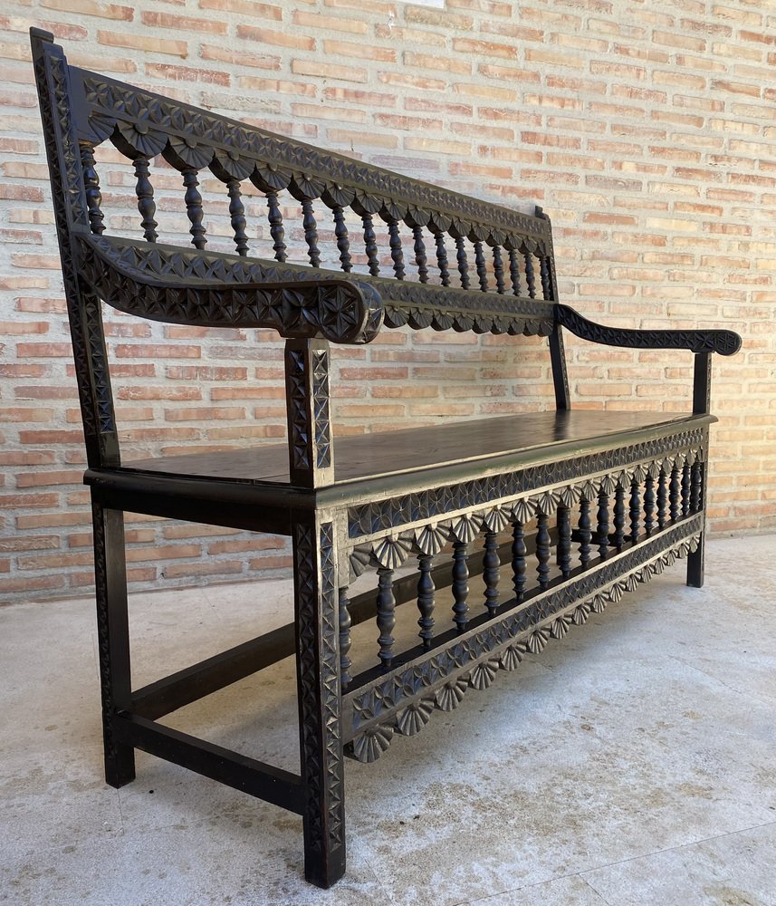 Antique Spanish Colonial Carved Walnut Bench, 1910s for sale at Pamono