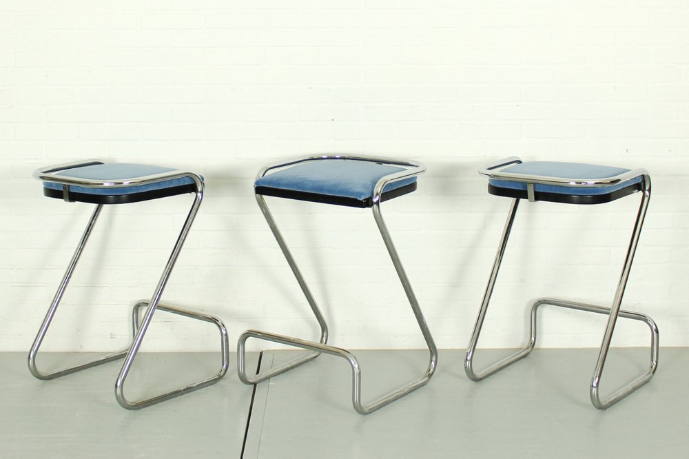 Italian Tubular Z Bar Stools in Chrome, 1970s, Set of 3 for sale at Pamono