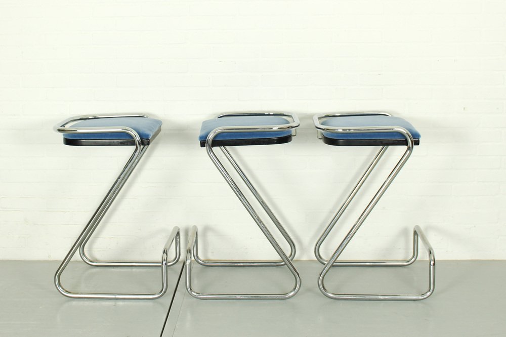 Italian Tubular Z Bar Stools in Chrome, 1970s, Set of 3 for sale at Pamono
