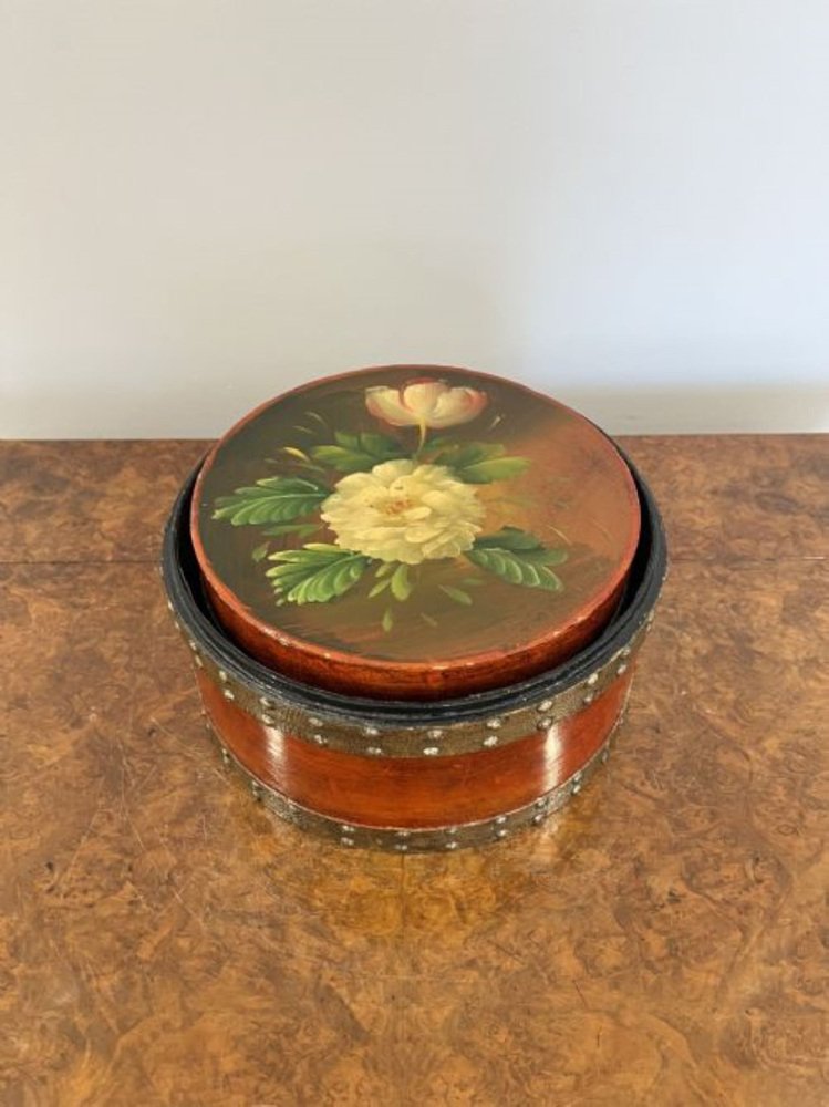 Hand Painted Circular Storage Boxes, 1920s, Set of 2 for sale at Pamono