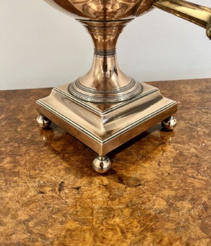 Großer George III Samowar aus Kupfer, 1800er bei Pamono kaufen