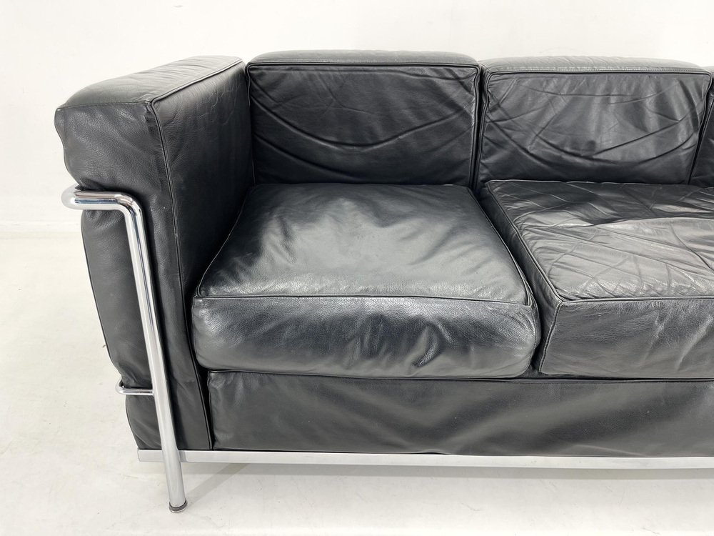 Lc3 Drei-Sitzer Sofa aus schwarzem Leder & Chrom von Le Corbusier ...