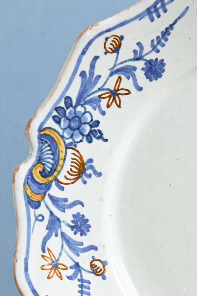 Antique Blue Rococo Plate, 1700s for sale at Pamono