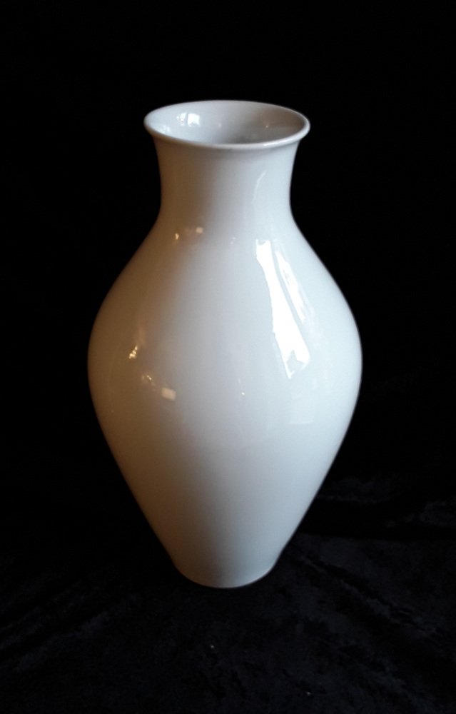 Large Vintage German White Porcelain Vase from Fürstenberg, 1960s for ...