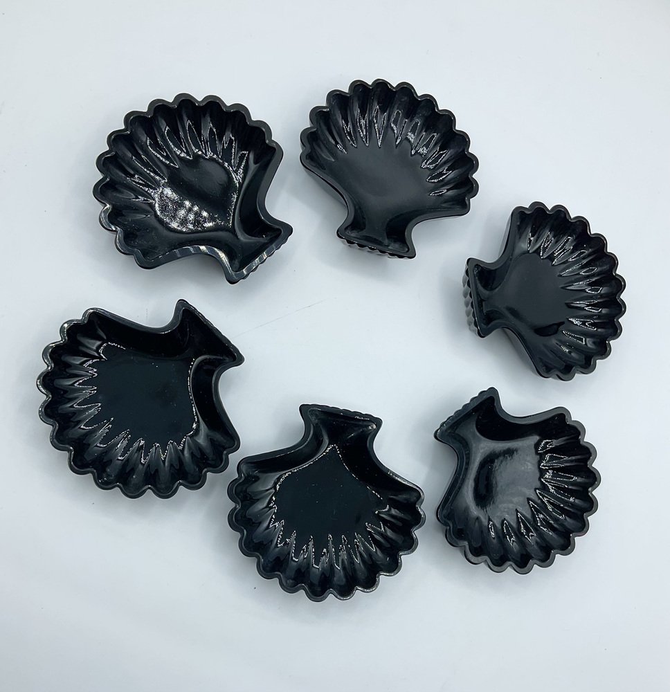 Antique French Shell Shaped Dishes in Opaline Glass, Set of 6 for sale ...