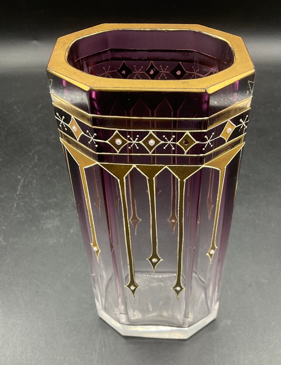 Art Deco Octagonal Vase from Moser Glas for sale at Pamono
