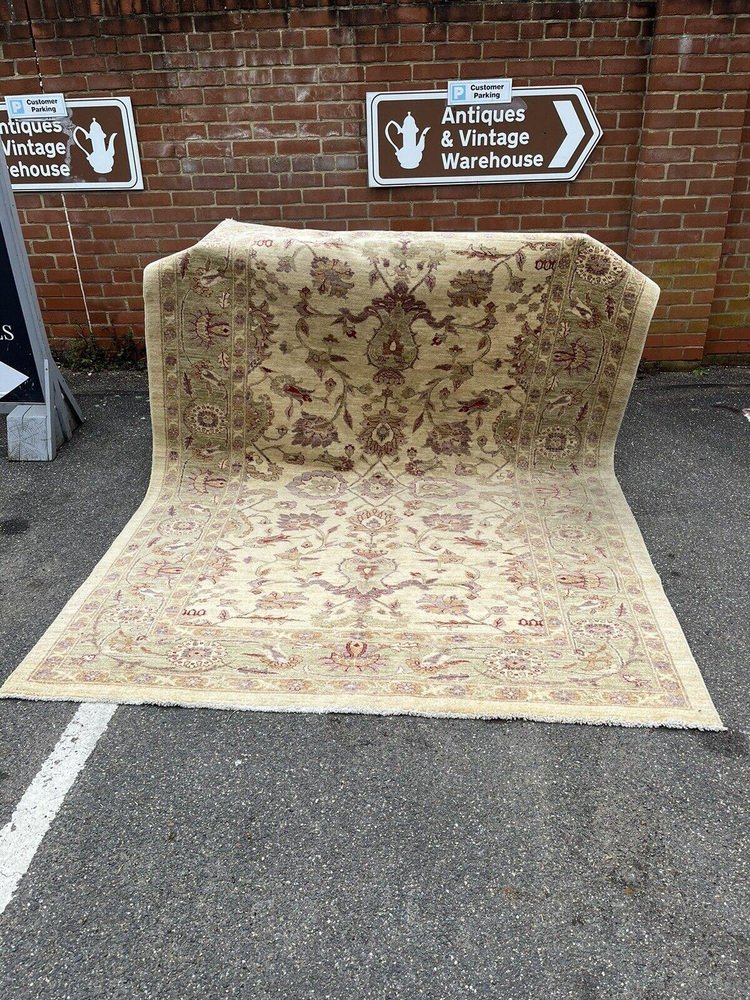 Country House Rug with Floral Pattern for sale at Pamono