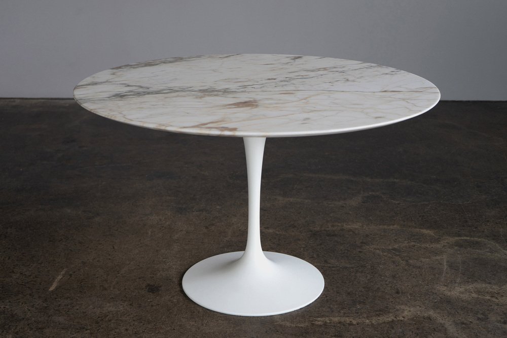 Esstisch aus Marmor mit Tulip Base von Eero Saarinen für Knoll ...