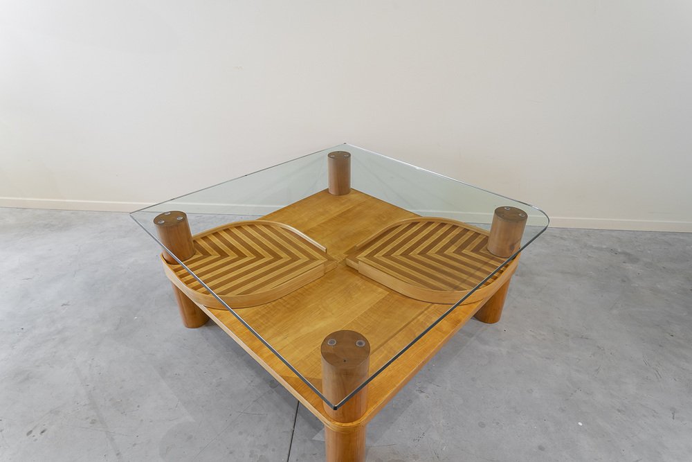 Vintage Italian Center Table, 1970s for sale at Pamono