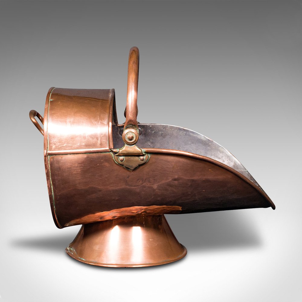 English Victorian Helmet Fireside Bin, 1870s for sale at Pamono