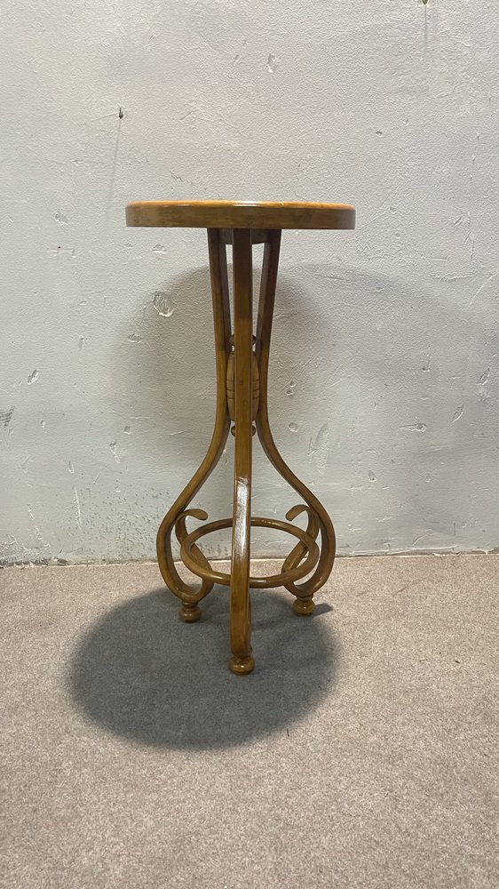Table by Michael Thonet for Thonet for sale at Pamono