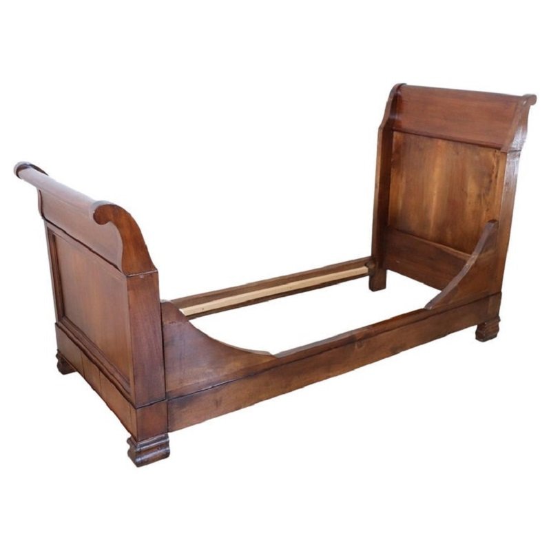 Antique Single Bed in Walnut, 19th Century for sale at Pamono