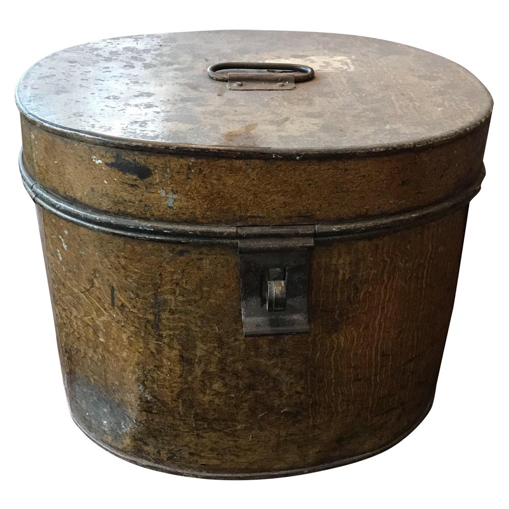 19th Century Empty Metal Hat Box, 1875 for sale at Pamono