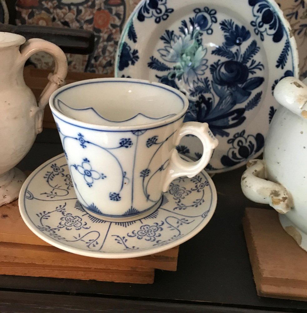 18th Century Dutch Blue Faience, 1750, Set of 17 for sale at Pamono