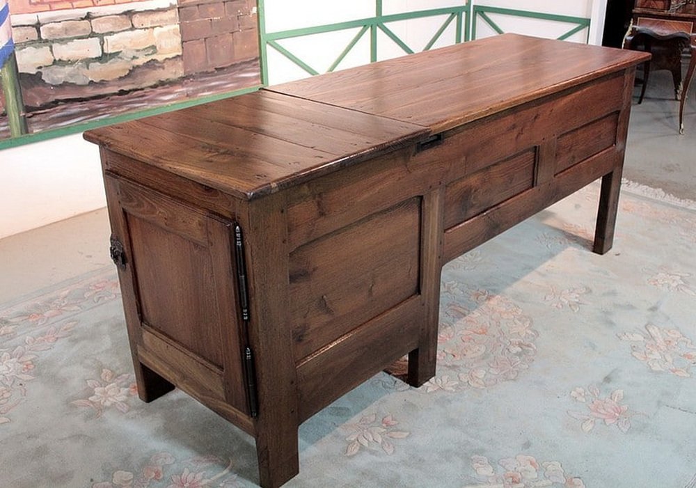 19th Century Chestnut Pantry Table for sale at Pamono