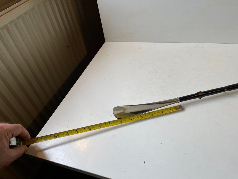 Vintage Black Knight Long Shoe Horn, 1950s for sale at Pamono