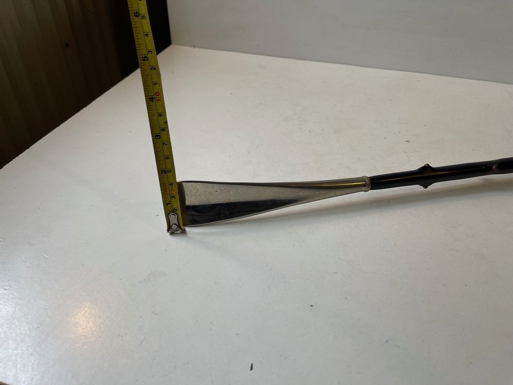 Vintage Black Knight Long Shoe Horn, 1950s for sale at Pamono