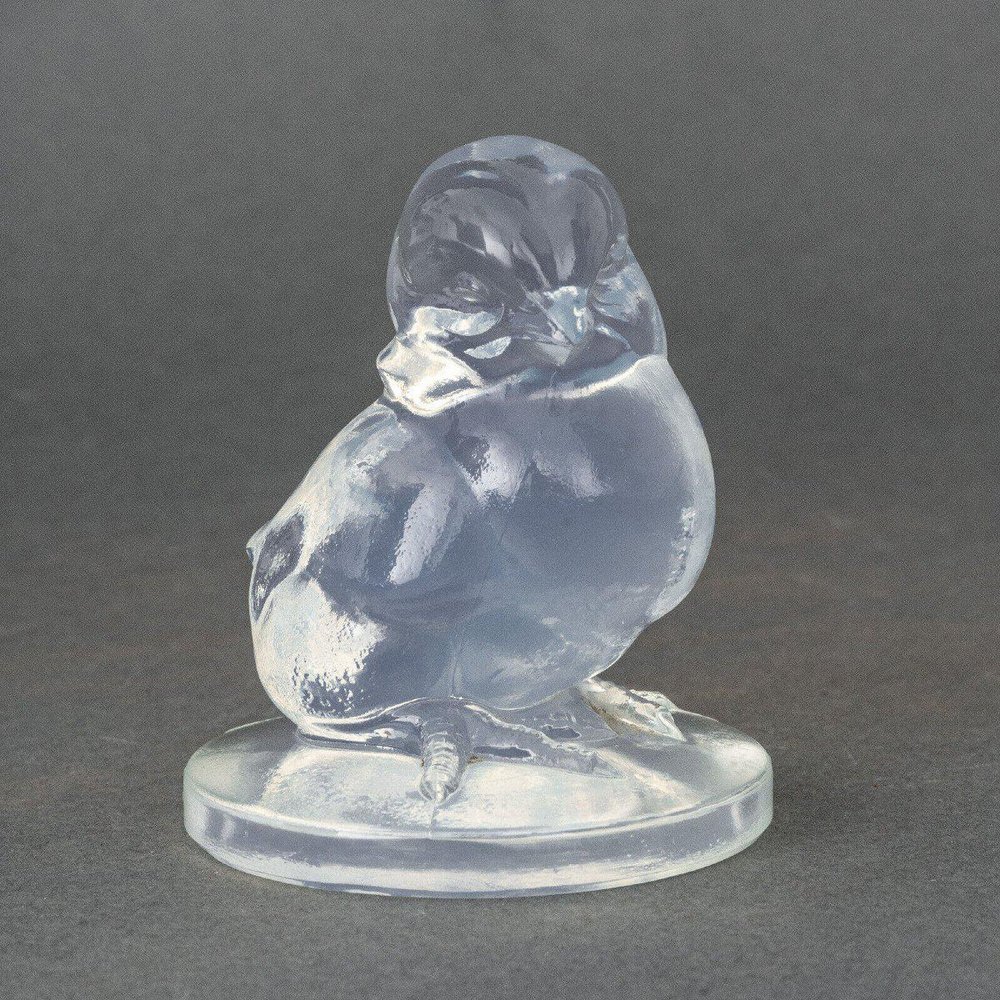 Art Deco Opalescent Sparrow by Ferjac, 1930s for sale at Pamono