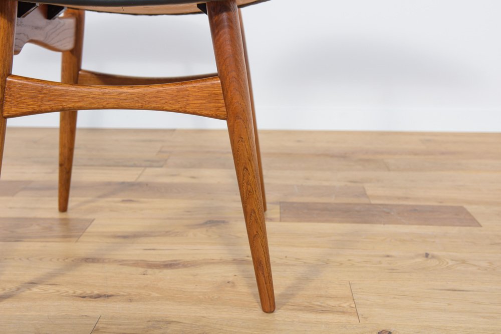 Mid-Century Danish Ch33 Dining Chairs by Hans J. Wegner for Carl Hansen ...