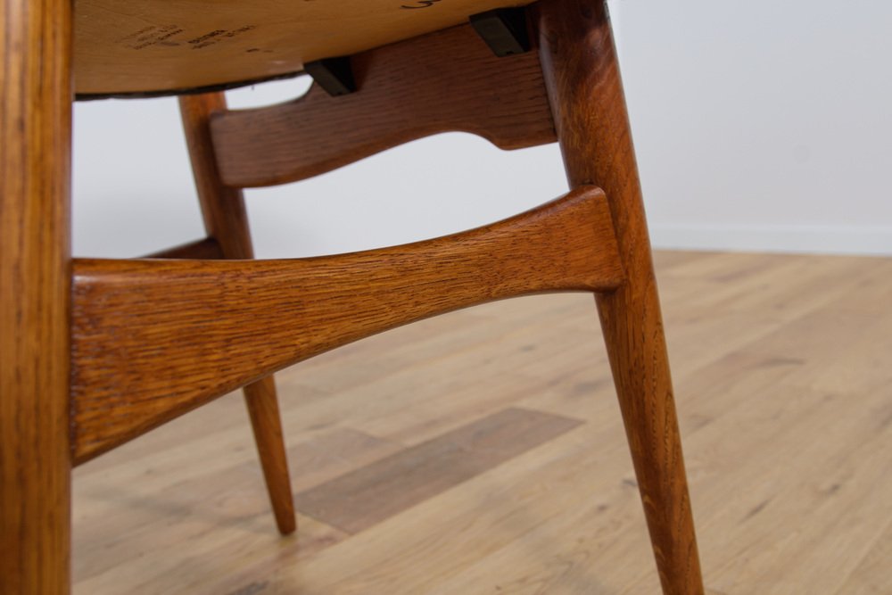 Mid-Century Danish Ch33 Dining Chairs by Hans J. Wegner for Carl Hansen ...