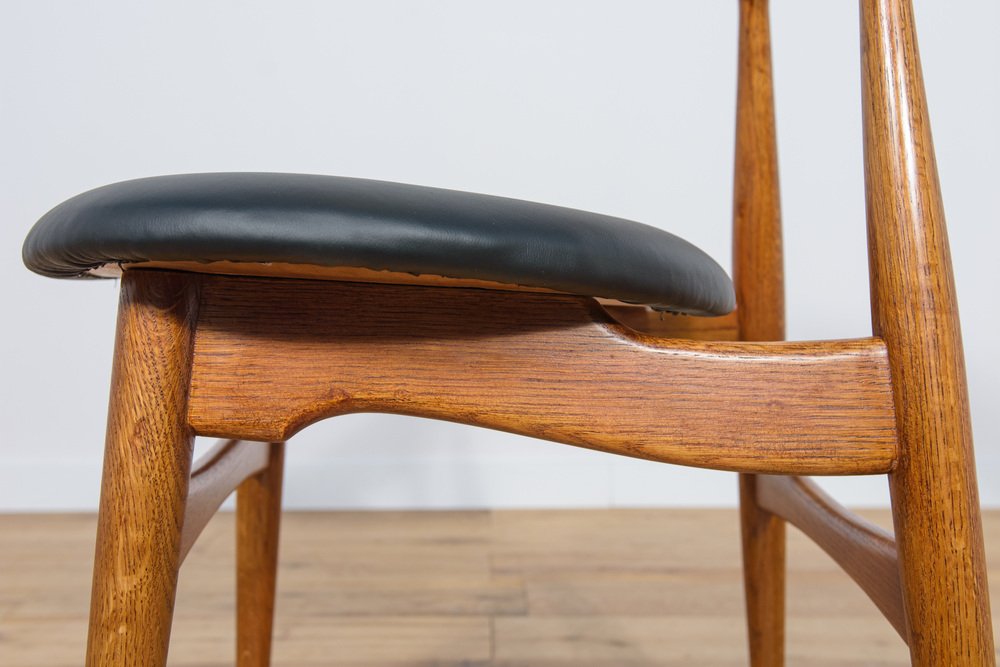 Mid-Century Danish Ch33 Dining Chairs by Hans J. Wegner for Carl Hansen ...