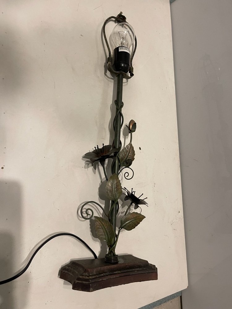 Tiffany Bronze Resin Table Lamp, 1970s for sale at Pamono