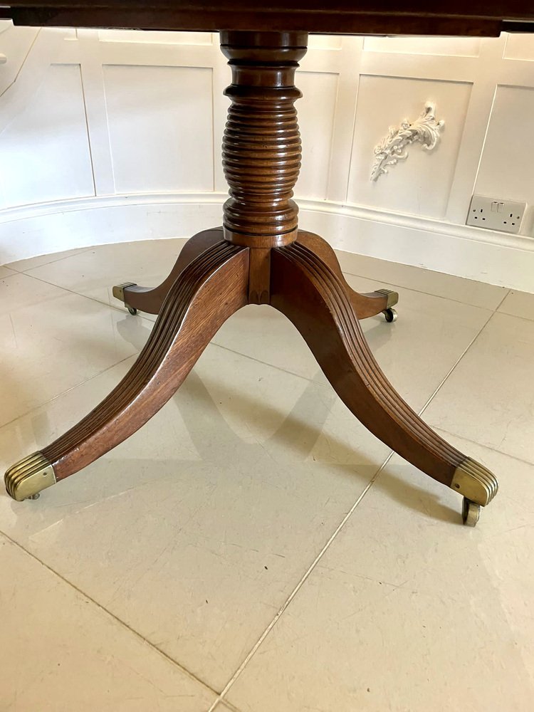 Large Regency Figured Mahogany Dining Table, 1830s for sale at Pamono