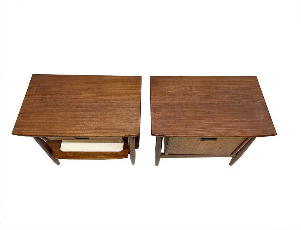 Small Mid-20th Century Dutch Bedside Tables, 1960s, Set of 2 for sale ...