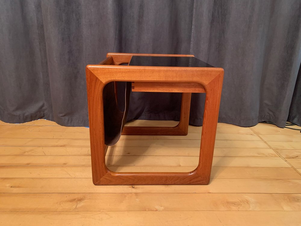 Vintage Danish Newspaper Table from Salin Nyborg, 1960s for sale at Pamono