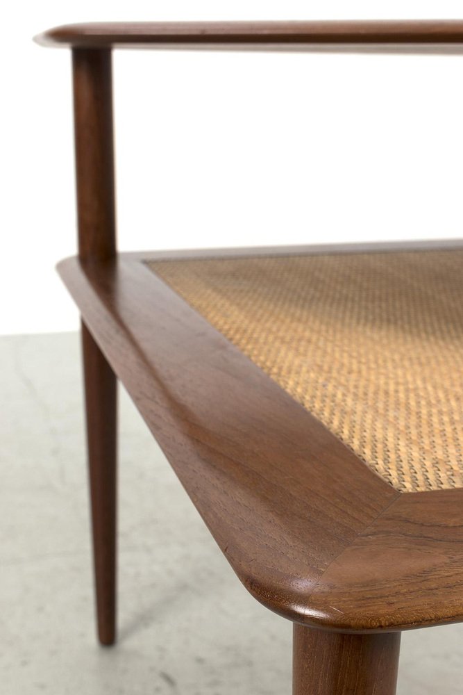 Minerva Side Table by Peter Hvidt for France & Son for sale at Pamono