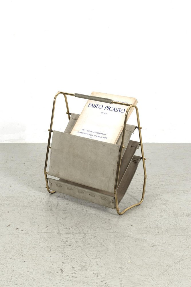 Vintage Magazine Rack in Brass for sale at Pamono