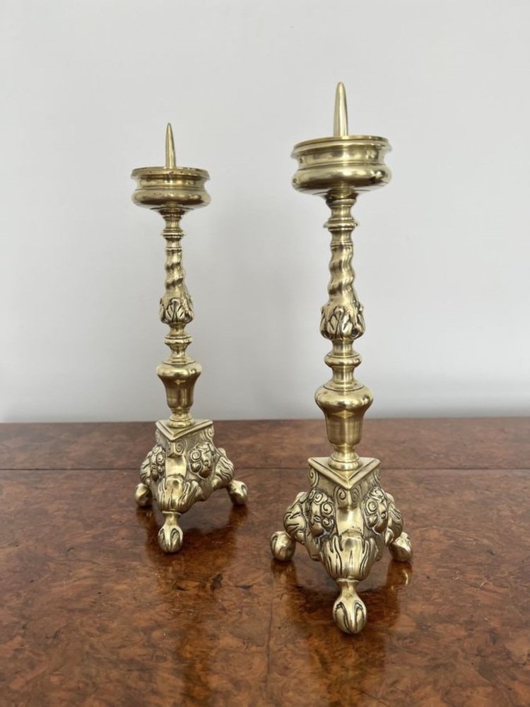 Antiker viktorianischer Pricket Kerzenständer aus Messing, 1860, 2 ...